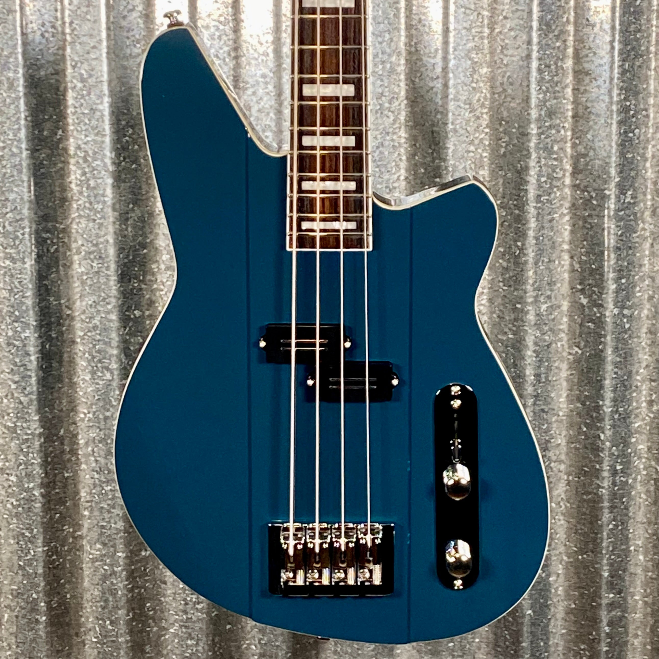 Reverend Sentinel Short Scale 4 String Single Pickup High Tide Blue #6 ...