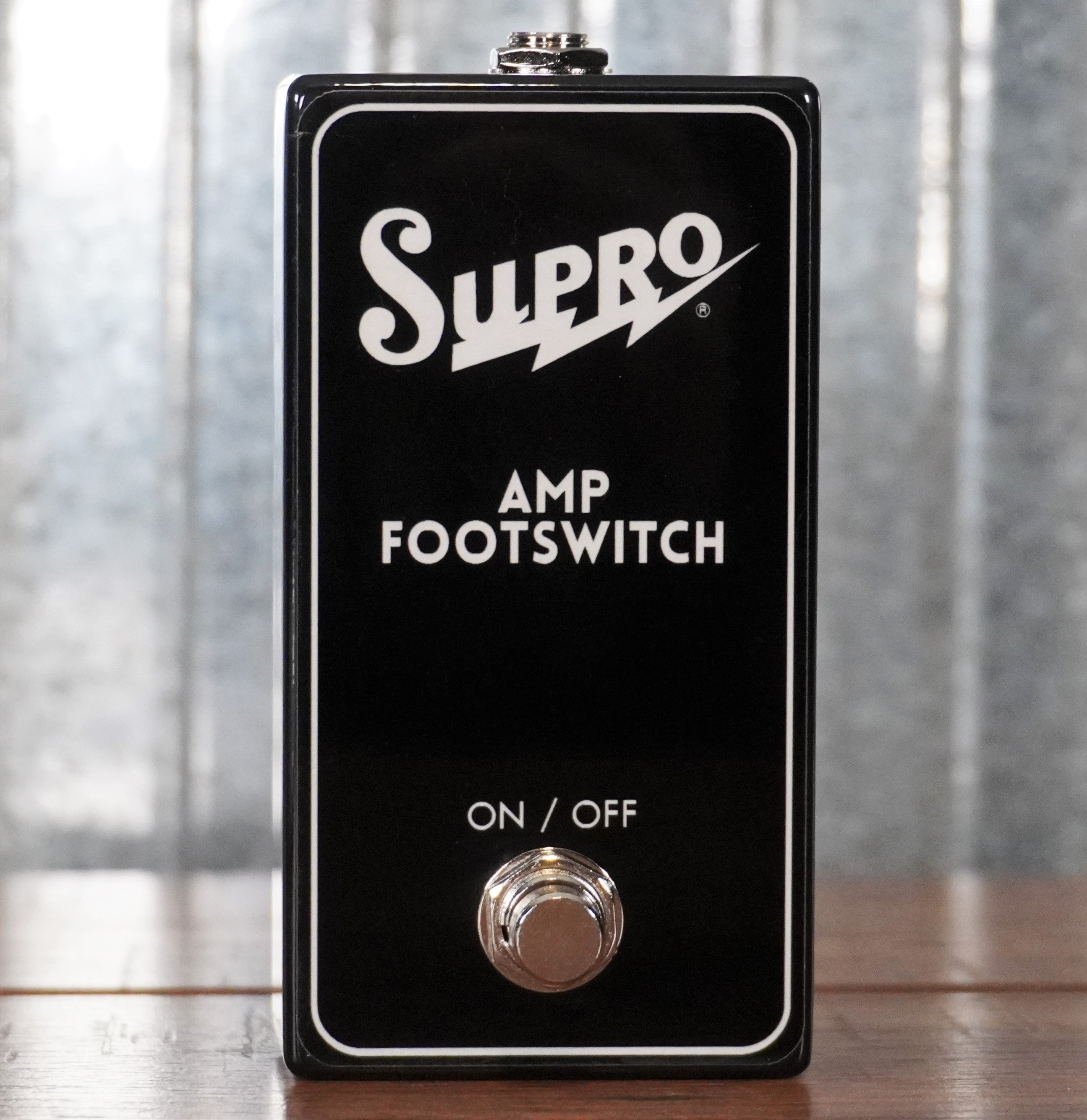 Supro SF1 On/Off Single Button Footswitch – Specialty Traders